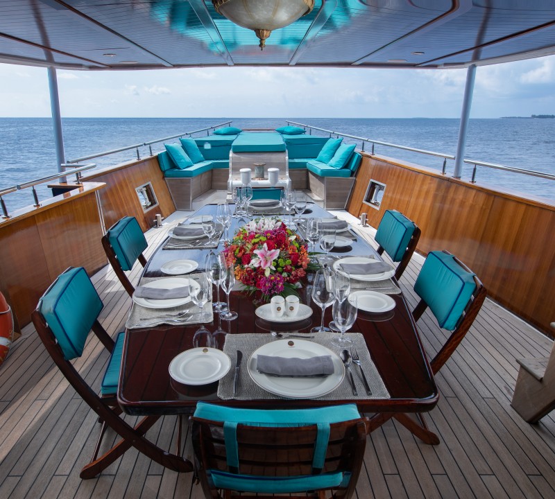 KALIZMA Yacht Charter Details, Ramage & Ferguson | CHARTERWORLD Luxury ...